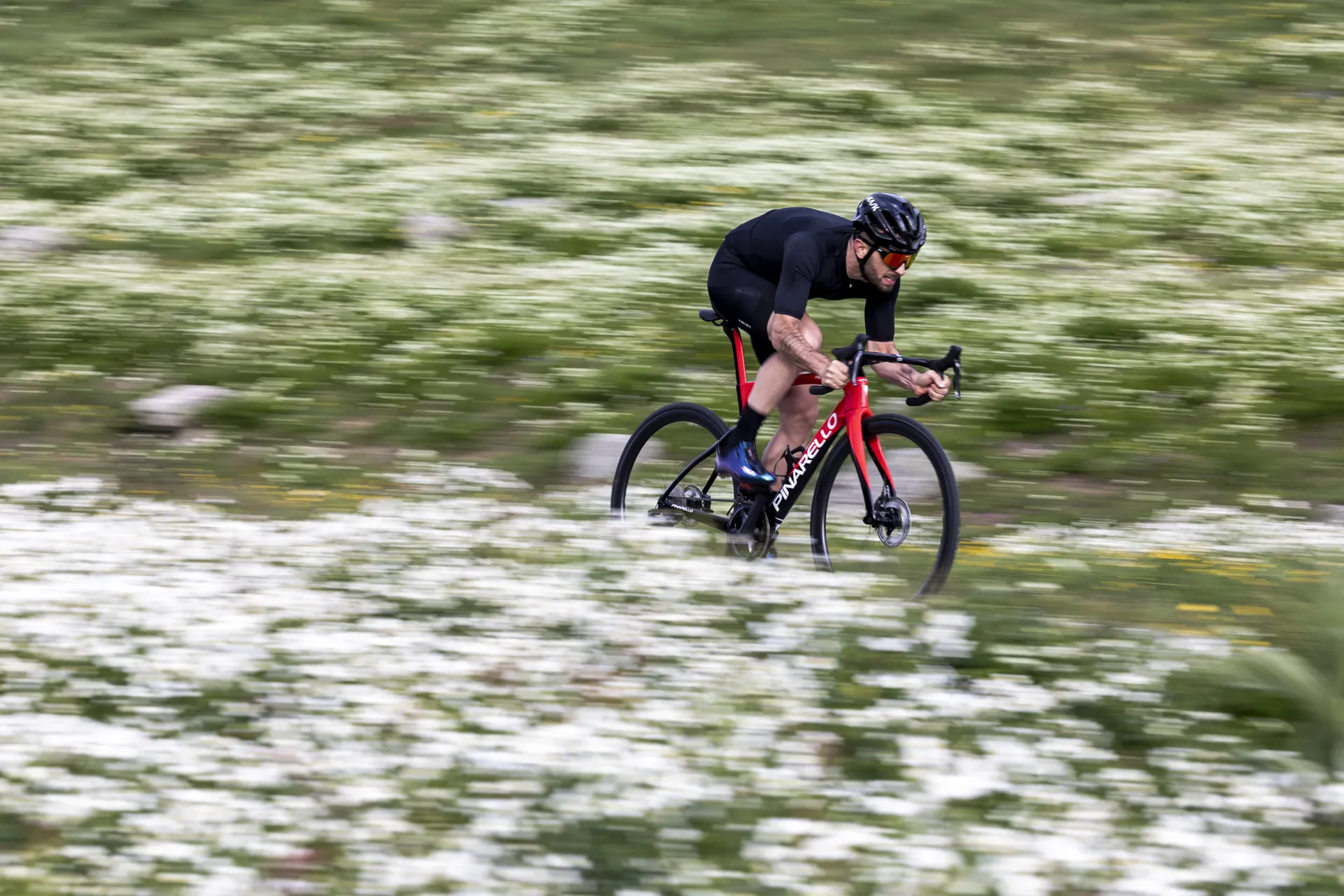 Pinarello F7 Road Bike with Ultegra Di2 ULTRAFAST C40 RAZOR BLACK