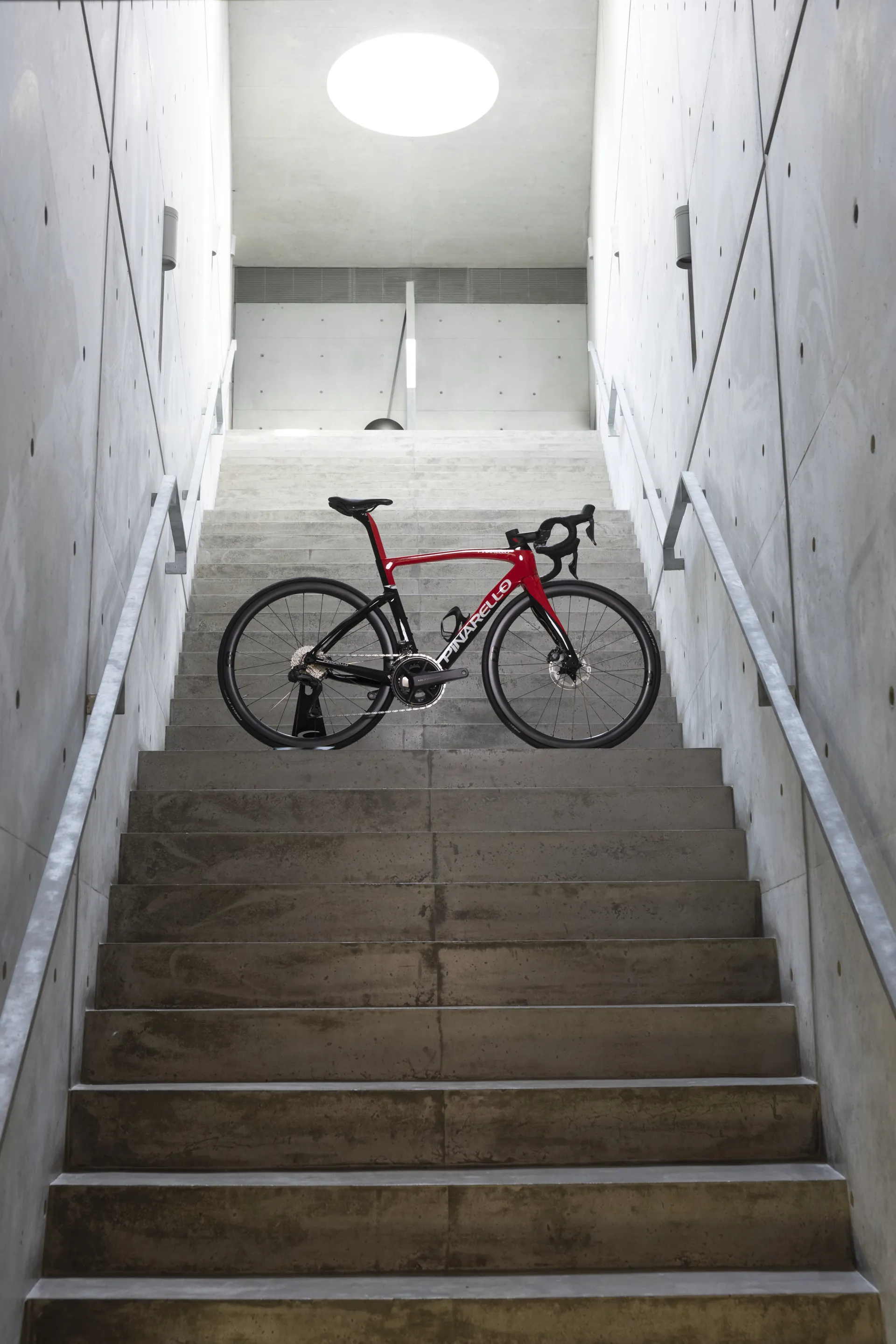 Pinarello F7 Road Bike with Ultegra Di2 ULTRAFAST C40 RAZOR BLACK