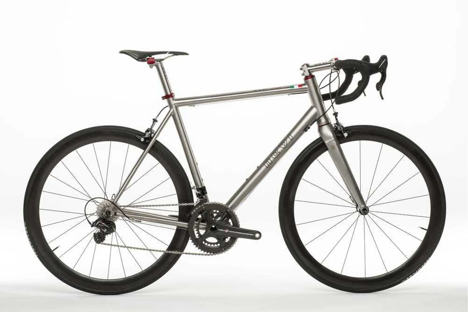 Nevi Titanium Bikes : Stelvio : Handmade Italian Titanium FRAME